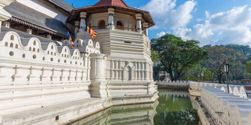 From Kandy: The Temple Run Tour - Key Points