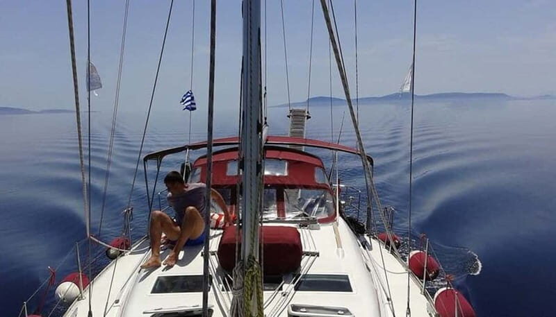 From Kassandra: Halkidiki Half-Day Beach Private Cruise - Onboard Comforts and Activities