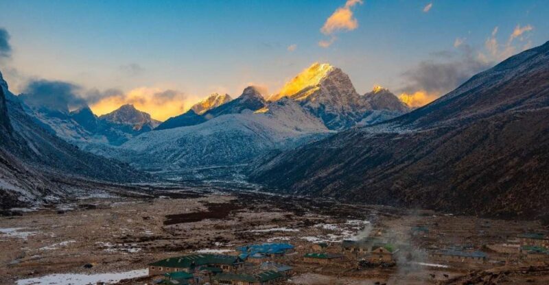 From Kathmandu: 19 Day Everest Base Camp & Kalapathar Trek - Key Points