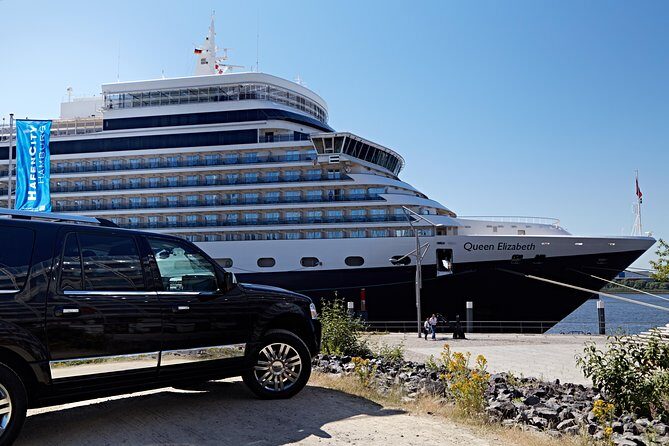 From Kiel: private Hamburg 6hour-Tour with a former Policeman - Why This Private Hamburg Tour Stands Out