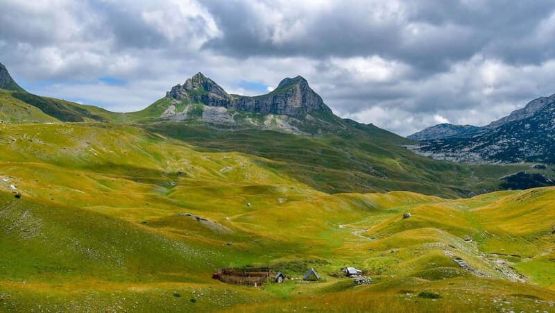 From Kotor: Hiking Day Trip in Durmitor Massif & Dining - What Makes This Tour Stand Out?
