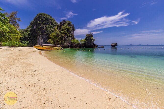 From Krabi - Phi Phi Island & Maya Bay Speedboat Tour with Lunch - Lunch on Phi Phi Don