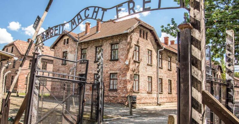 From Krakow: Auschwitz and Wieliczka Salt Mine Full-Day Trip - The Sum Up