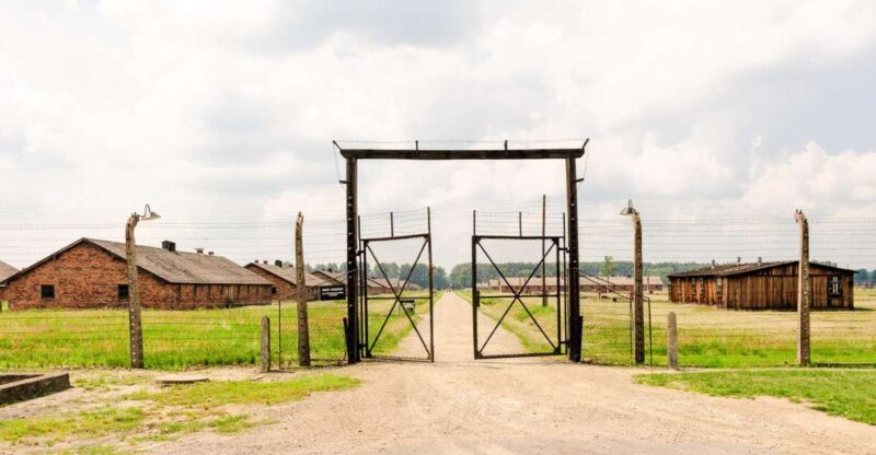 From Krakow: Auschwitz-Birkenau Tour with Transportation - An In-Depth Look at the Auschwitz-Birkenau Tour from Krakow
