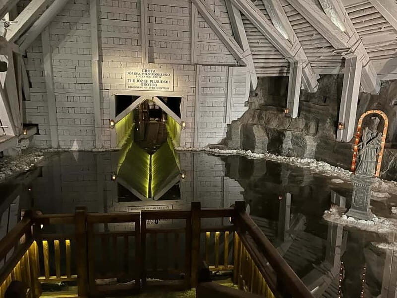 From Krakow: Auschwitz-Birkenau & Wieliczka Salt Mine Tour - The Value of This Tour
