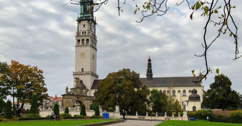 From Krakow: Czstochowa, Black Madonna and Lagiewniki Tour - FAQ