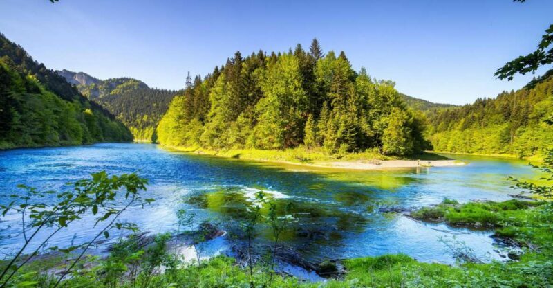 From Krakow: Dunajec Wooden Rafting Tour - An In-Depth Look at the Dunajec Wooden Rafting Tour