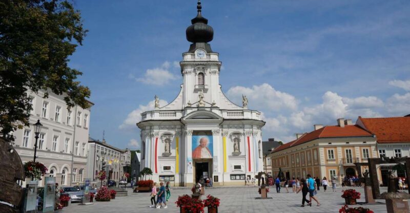 From Krakow: Full-Day Wadowice & Czestochowa Tour - An Inside Look at the Itinerary