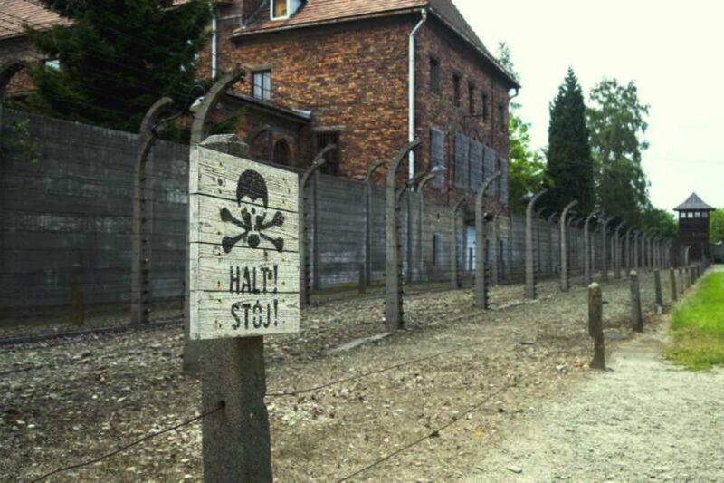 From Krakow: Guided Auschwitz-Birkenau Group Tour by Minivan - Starting the Day: Hotel Pickup and Traveling to Auschwitz