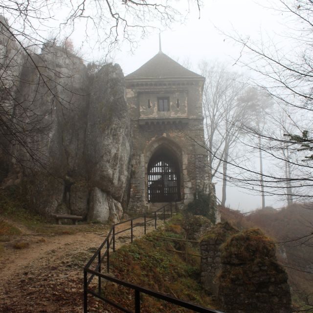 From Kraków: Ojców National Park and Pieskowa Skaa Castle - What’s Included and What’s Not