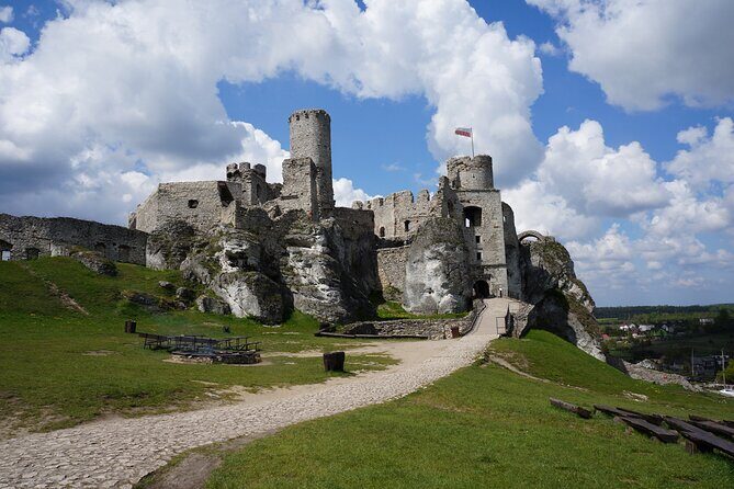 From Krakow: Ojcow National Park and Pieskowa Skala Castle - The Itinerary in Detail