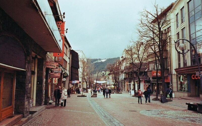 From Krakow: Zakopane Private Day Trip with Local - Exploring Zakopane: A Personal Guide to a Stunning Mountain Escape
