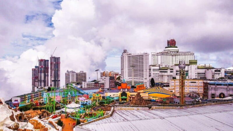 From Kuala Lumpur: Genting Highlands Day Tour & Gondola Ride - Key Points