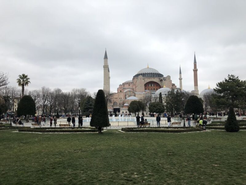 From Kusadasi: Istanbul Day Trip with Flights - Who Should Consider This Tour?