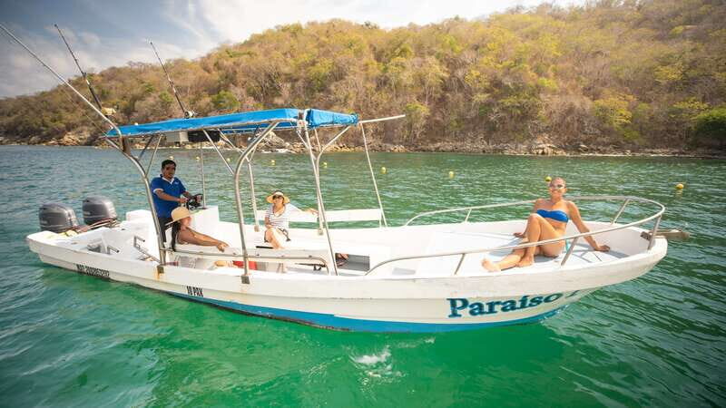 From La Crucecita: Private Huatulco 7 or 5 Bays Boat Trip - Key Points