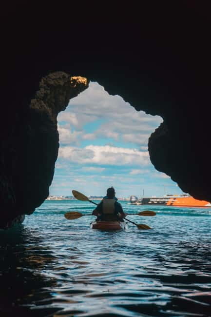 From Lagos: Ponta da Piedade Caves Kayak Tour from Catamaran - FAQ