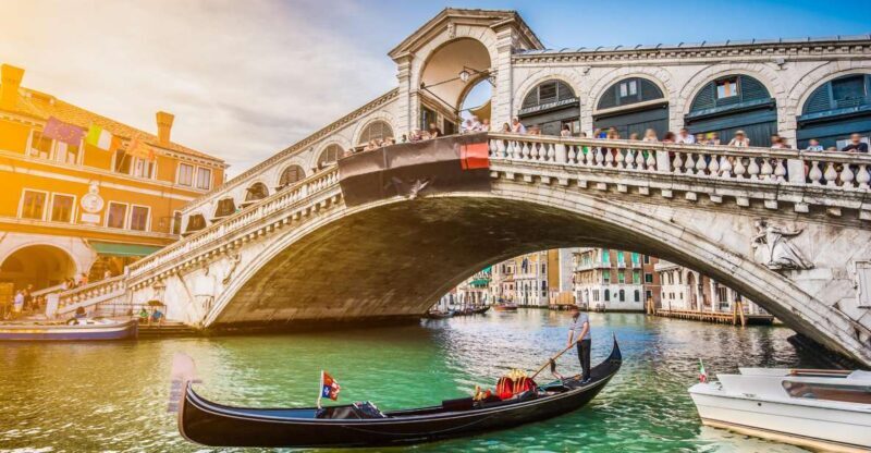 From Lake Garda: Full-Day Guided Group Tour of Venice - Key Points