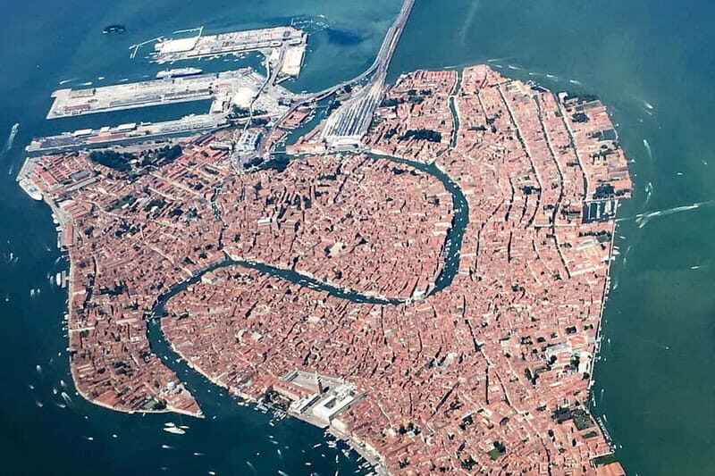 From Lake Garda: Venice Day Trip - The Experience in Perspective