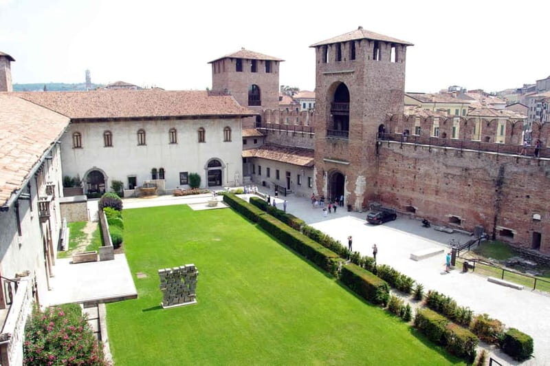 From Lake Garda: Verona Full-Day Tour - First Impressions and Tour Overview