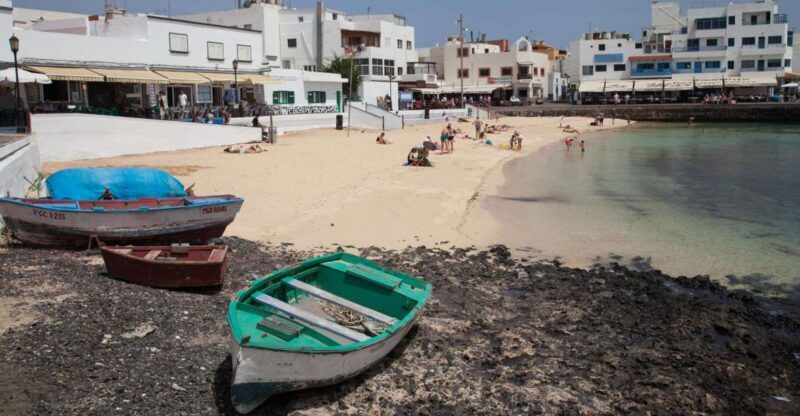 From Lanzarote: Day Trip to Fuerteventura and Corralejo - Value for Money