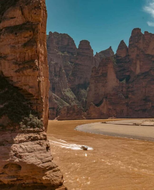 From Lanzhou: Yellow River Confluence & Temple Grottoes - Secretive Buddhist Art at Bingling Temple Grottoes