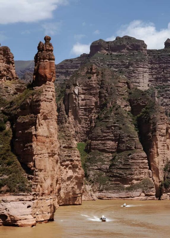 From Lanzhou: Yellow River Confluence & Temple Grottoes - Practicalities and Highlights of the Tour