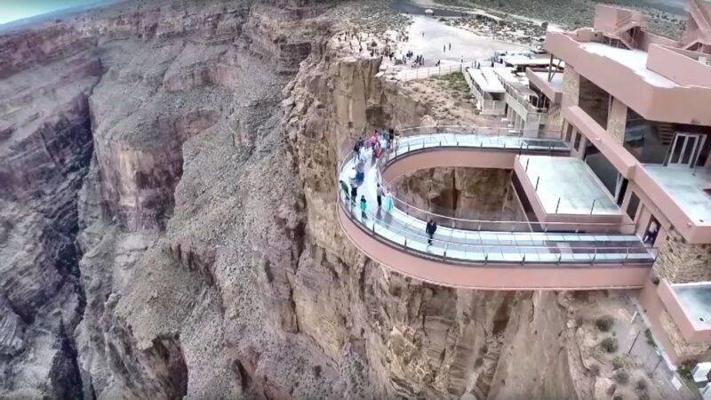 From Las Vegas: Grand Canyon, Hoover Dam, & Joshua Tree Tour - Arizona and Joshua Tree Forest: A High Desert Landscape