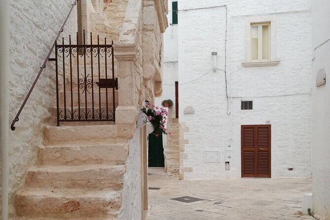 From Lecce: Alberobello, Locorotondo, Ostuni & Apulian brunch - Price and Value