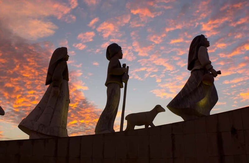 From Lisbon: Best of Fátima and surroundings Tour - Who Should Take This Tour?