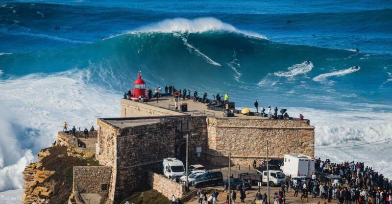From Lisbon: Big Waves Nazaré, Óbidos & Batalha - FAQs