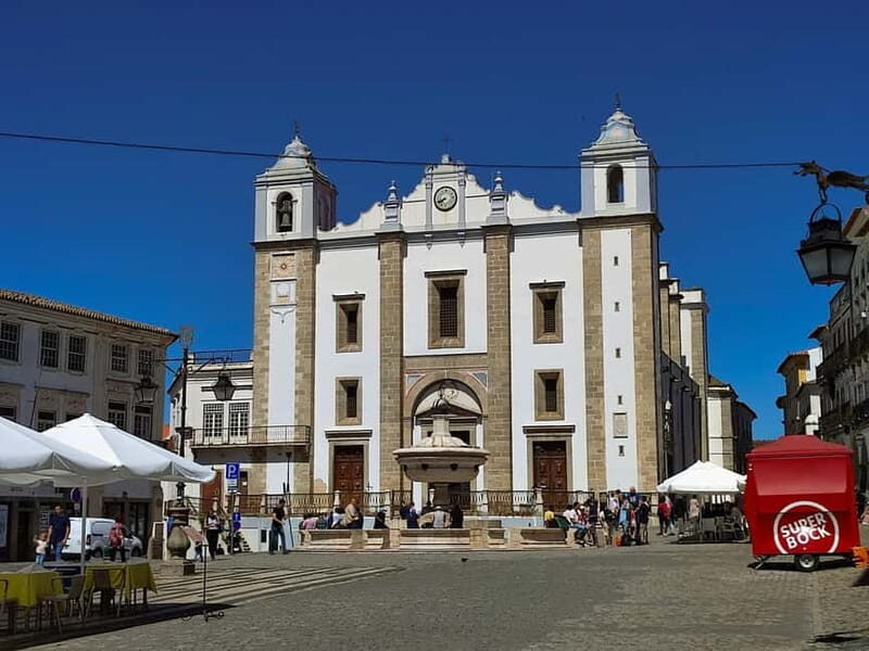 From Lisbon: Évora, Cork & the Hidden Old Town - Exploring Évora’s Treasures with Expert Guidance