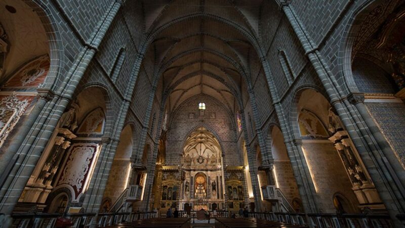 From Lisbon: Évora Tour with Wine Tasting included - Key Points