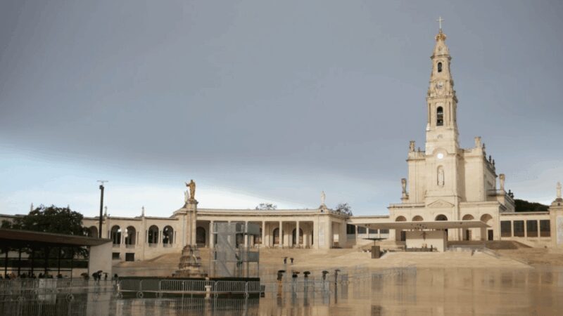 From Lisbon: Fátima, Aljustrel, and Óbidos Day Trip - Key Points