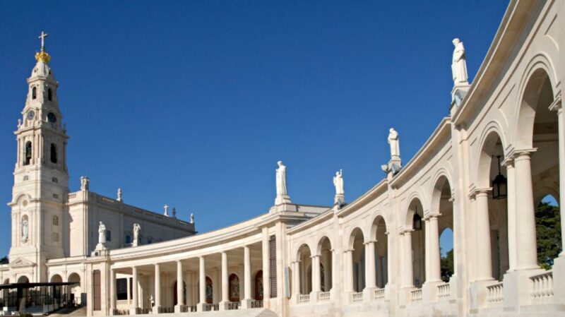 From Lisbon: Fátima, Batalha, Nazaré & Óbidos Full-Day Tour - The Sum Up