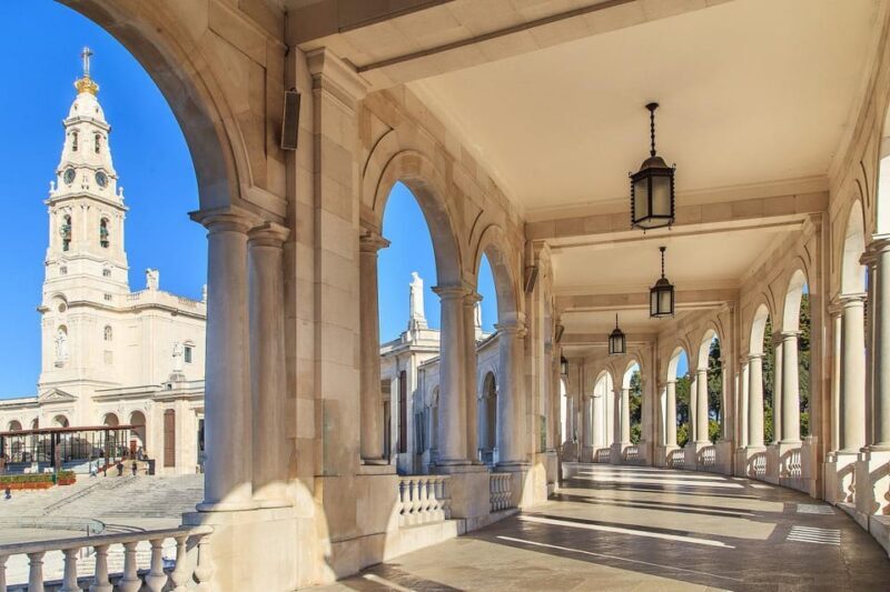 From Lisbon: Fatima, Batalha, Nazare, Obidos - Small Group - FAQ