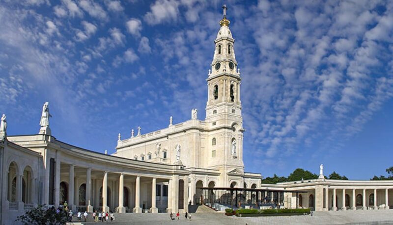 From Lisbon: Fatima, Nazaré and Óbidos Full Day Private Tour - What’s Included and What’s Not