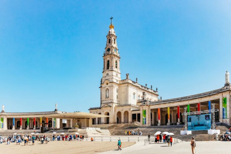 From Lisbon: Fatima Óbidos Batalha & Nazaré Small Group Tour - Who Will Love This Tour?