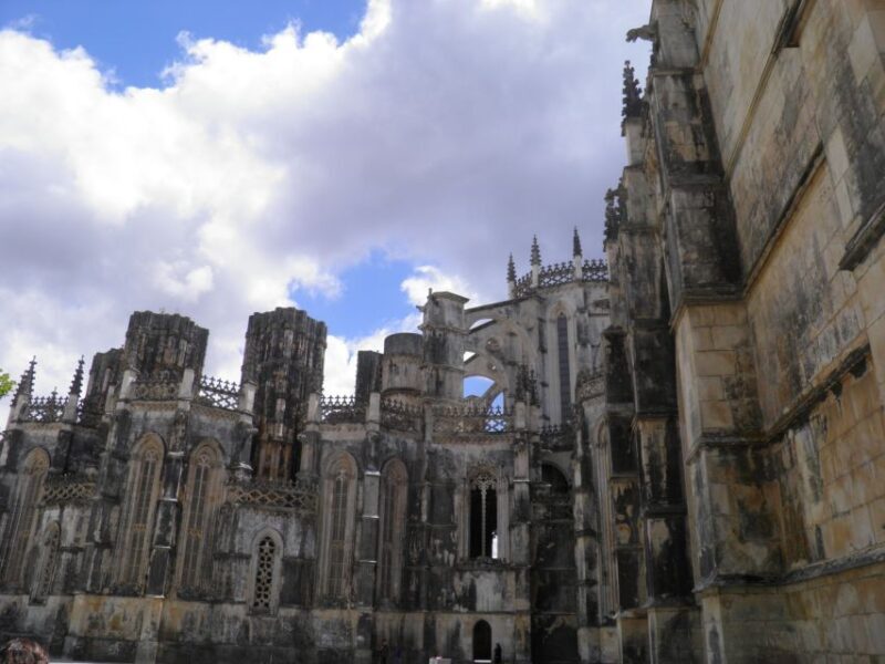 From Lisbon: Fátima Sanctuary and Batalha Monastery (UNESCO) - Introduction: A Day to Connect with Portugal’s Spiritual and Architectural Heart