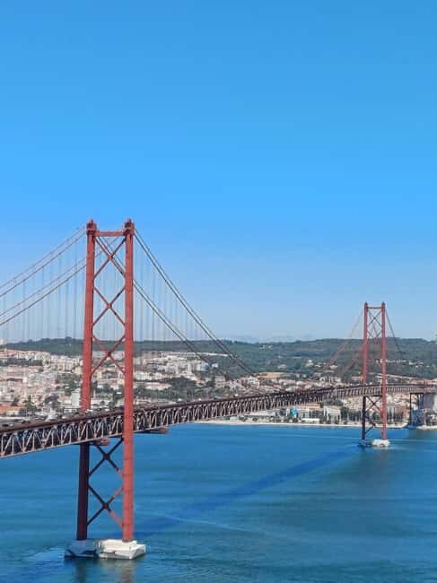 From Lisbon: Lagos Day Trip with Silves Stop - An In-Depth Look at the Algarve from Lisbon
