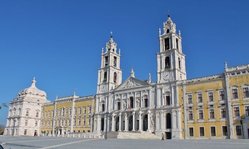 From Lisbon: Óbidos and Mafra Palace Private Tour - An In-Depth Look at the Tour Experience