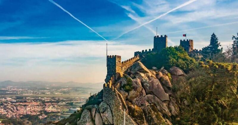 From Lisbon: Pena Palace, Moorish Castle & Cabo da Roca tour - Key Points