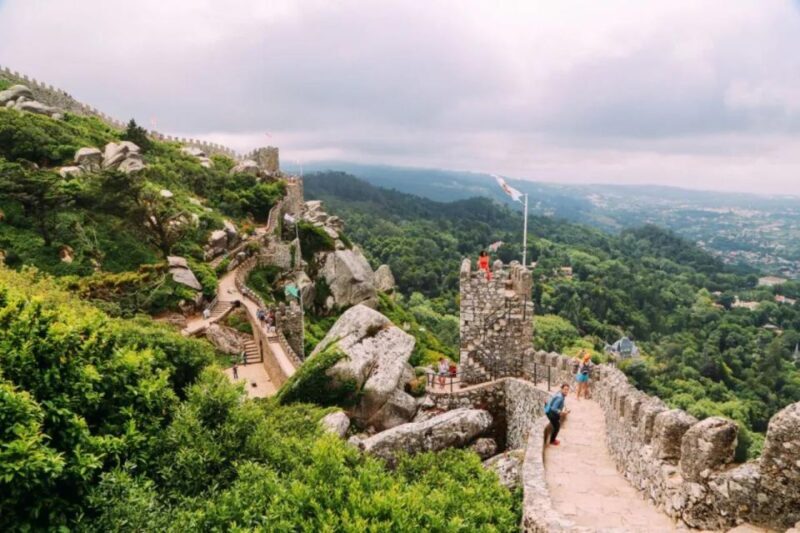 From Lisbon: Pena Palace, Moorish Castle & Cabo da Roca tour - FAQs