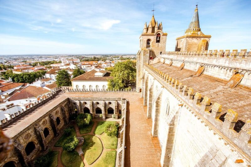 From Lisbon: Private Évora and Monsaraz Day Trip - Key Points