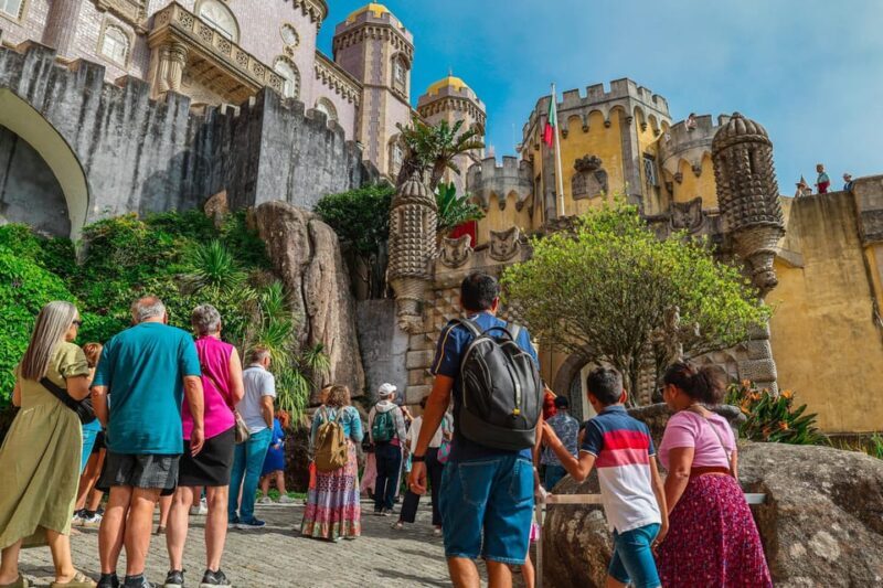 From Lisbon: Sintra, Nazaré, and Fátima Day Trip - Exploring the Tour Itinerary