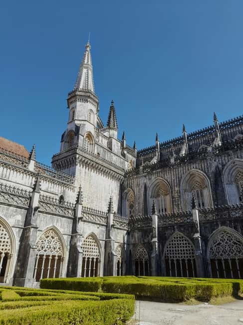From Lisbon: Tour of Fatima, Batalha, Nazaré, and Óbidos with English-speaking tour guide - Frequently Asked Questions