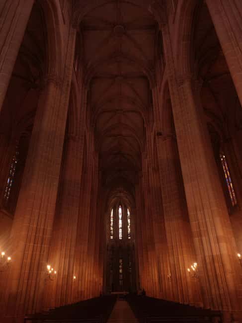 From Lisbon: Tour of Fatima, Nazaré, and Óbidos with an English-speaking tour guide - Who Should Consider This Tour?