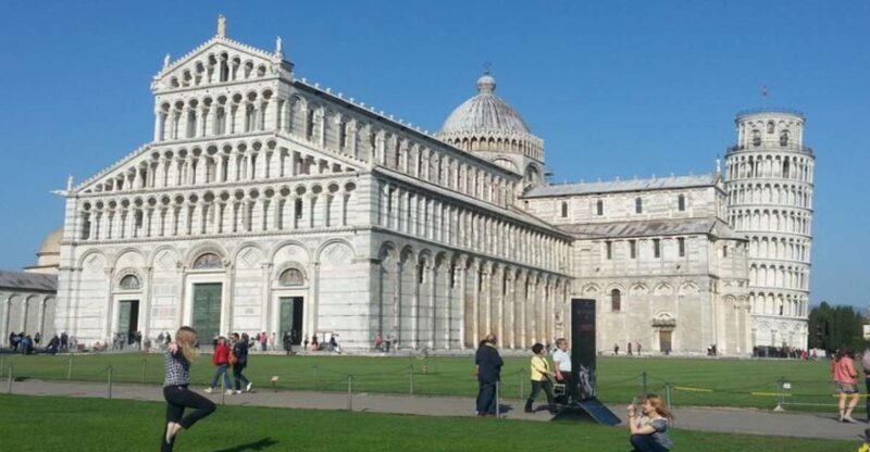 From Livorno: Guided Day Trip to Florence and Pisa by Bus - Key Points