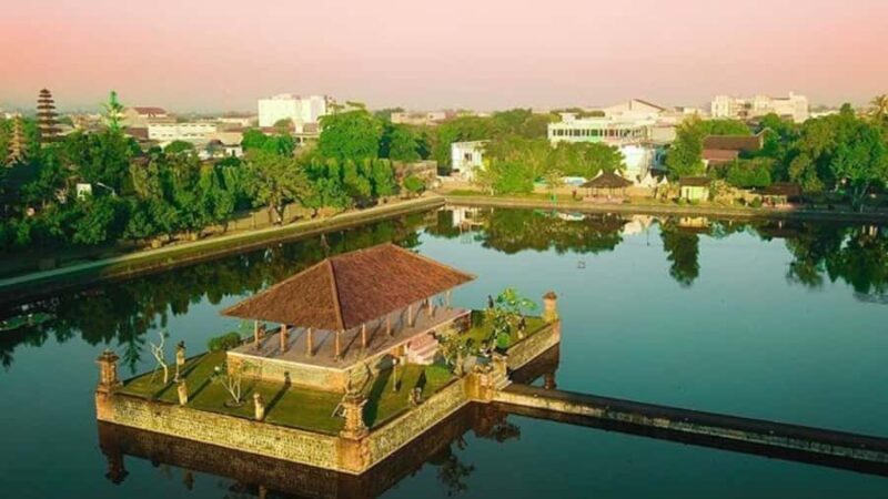 From Lombok: Mataram Heritage City Tour - Key Points