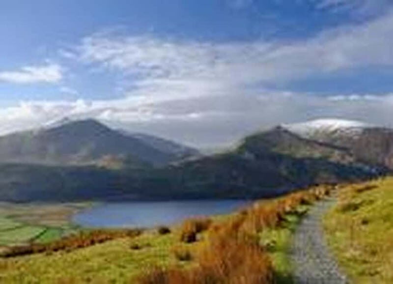 From London: 2-Day North Wales Trip with Hotel Stay - Key Points
