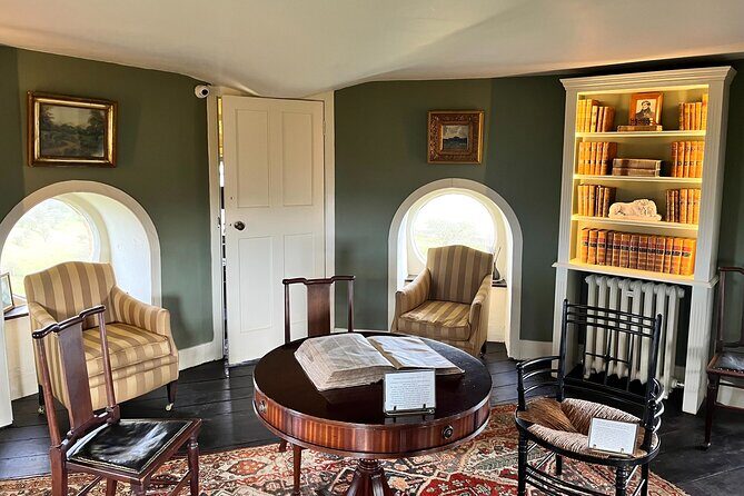 From London: Cotswolds Guided Trip Including Bourton-on-the-Water - FAQs